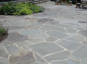 Circular Irregular Bluestone Patios - Grasshopper Gardens